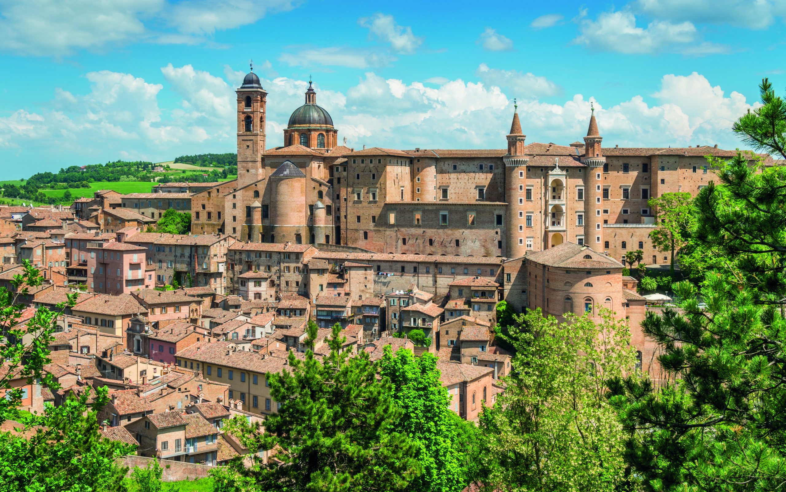 Il Montefeltro rinasce grazie a Raffaello - Ville&Casali